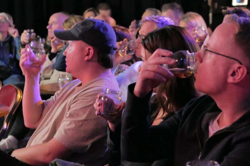 Edinburgh: Mountebank Comedy Whisky Tasting - The Itinerary in Detail