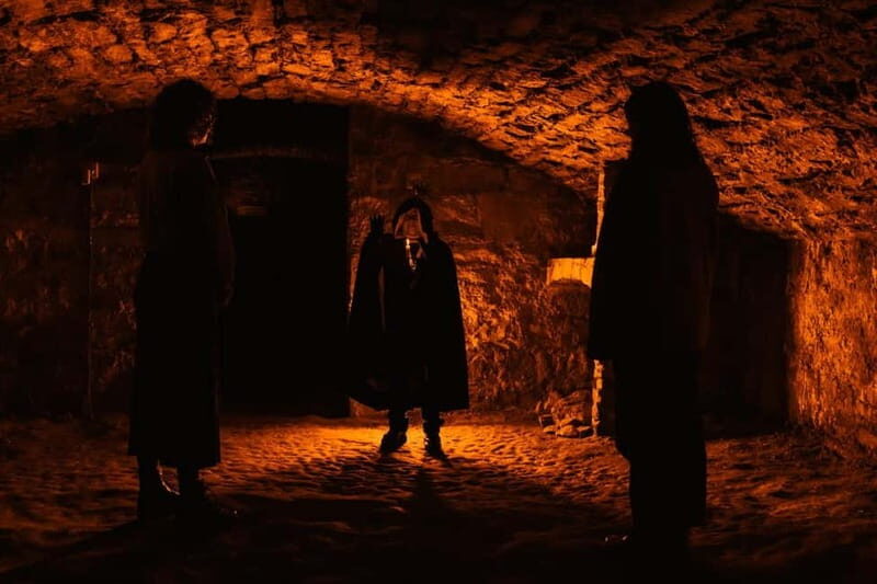 Edinburgh: Multi-Sensory Adults Haunted Vaults Night Tour - What makes this tour stand out?