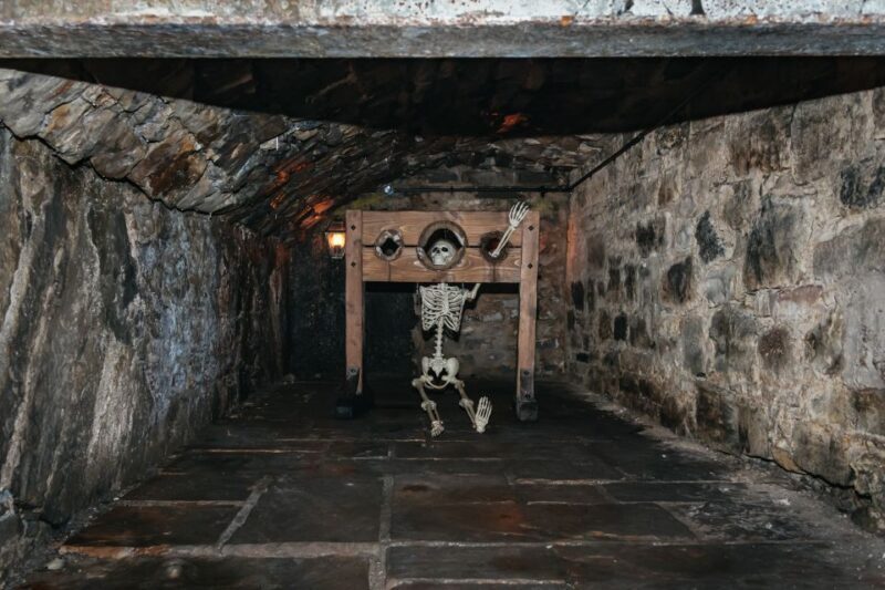 Edinburgh: Old Town and Underground Historical Tour - A Closer Look at the Tour Experience