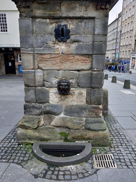 Edinburgh: Old Town Highlights Walking Tour - Final Thoughts: Why This Tour Stands Out