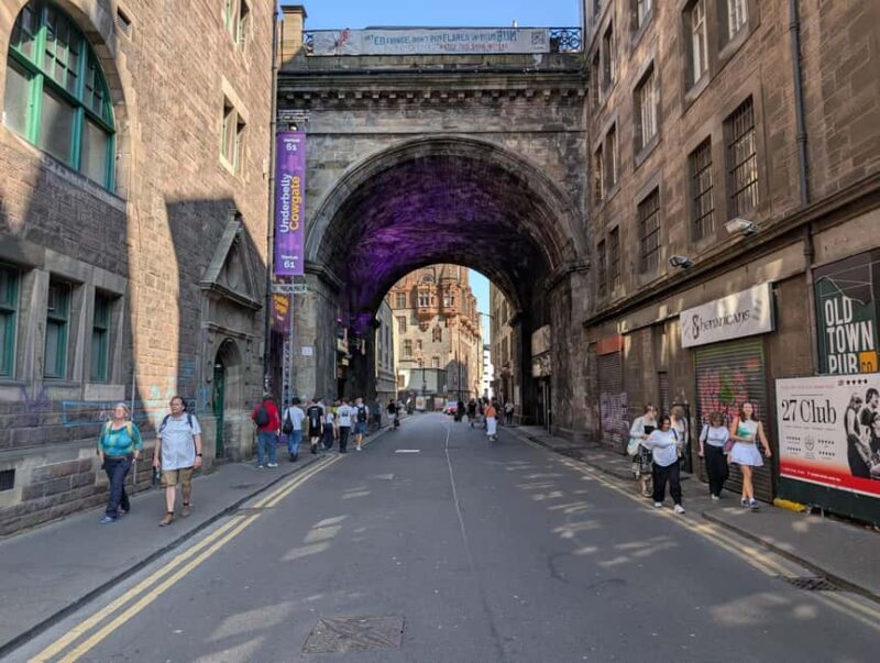 Edinburgh Old Town Walking Tour - An Inside Look at Edinburgh’s Old Town Walking Tour