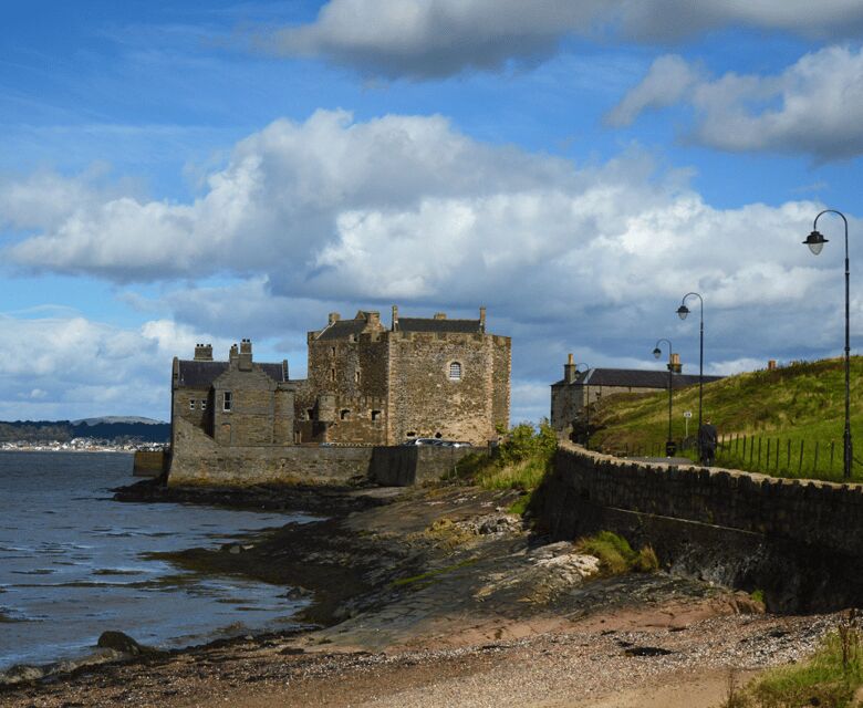 Edinburgh: Outlander, Palaces Jacobites Private Luxury Tour - Transport and Comfort