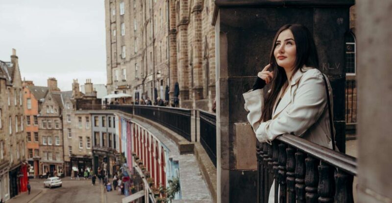 Edinburgh: Photo Shoot with a Private Vacation Photographer - Key Points