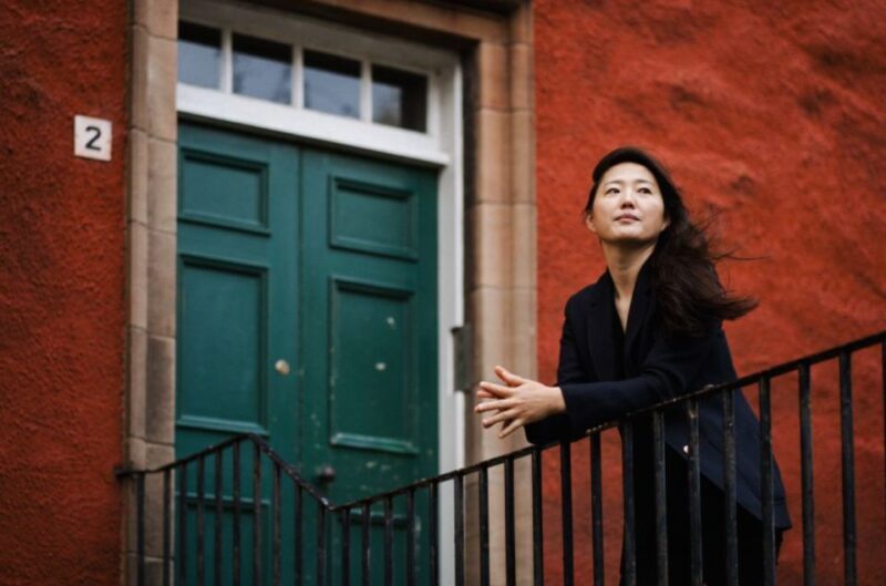 Edinburgh: Photo Shoot with a Private Vacation Photographer - Who Will Love This Experience?