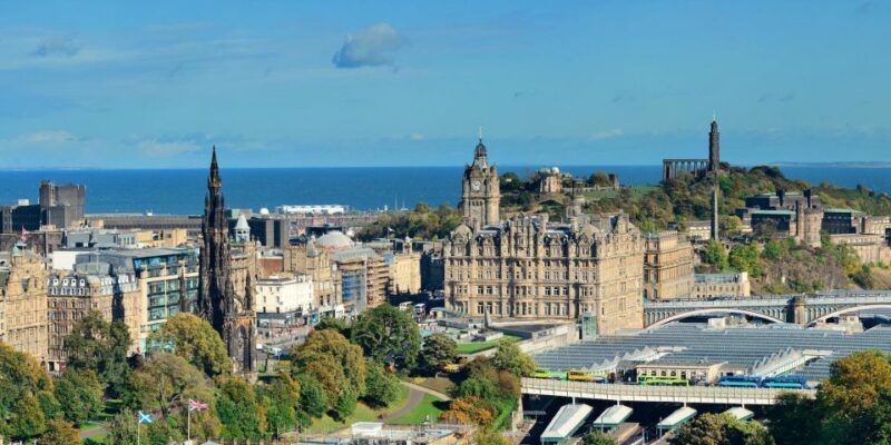 Edinburgh: Private Architecture Tour with a Local Expert - A Closer Look at the Experience