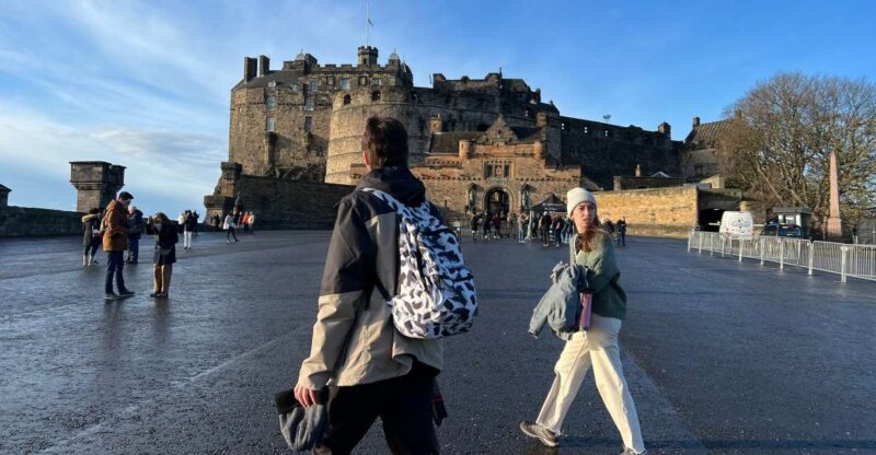 Edinburgh: Private Guided Tour of the Edinburgh Castle - An In-Depth Look at the Tour Experience