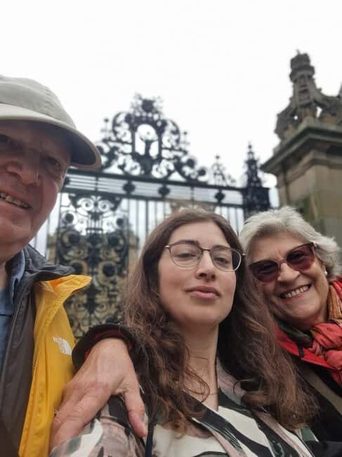 Edinburgh: Private Walking Tour with a Local - The Sum Up