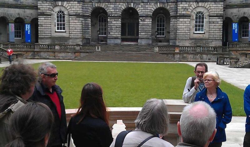 Edinburgh: Royal Mile Scottish Enlightenment Walking Tour - Key Points