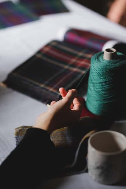Edinburgh: Tartan Design Workshop with an Artisan Kiltmaker - Key Points