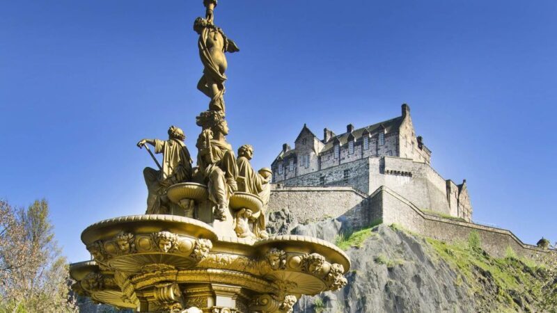 Edinburgh: The Royal City Tour from London - Booking and Practical Considerations