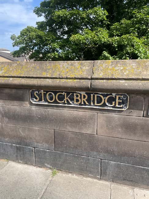 Edinburgh: Water of Leith Walking Tour with Art Historian - Passing St Bernards Well and Continuing to Stockbridge