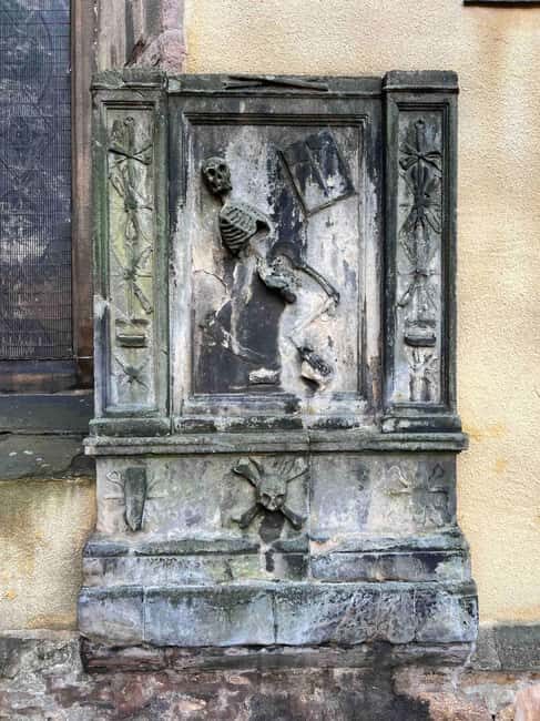 Edinburgh's Dark and Hidden History Walking Tour - What You’ll Love