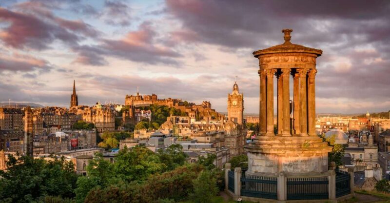 Edinburgh's Hidden Treasures Black Taxi Tour - The Experience: What You Can Expect