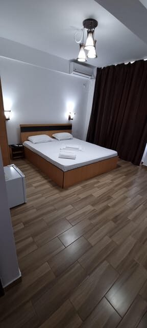 Eforie Nord: Blue Sky Hotel Accommodation with Breakfast - Key Points