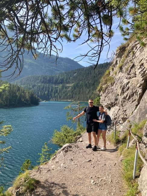 Ehrwald: Wonderful 2 lakes hike in the nature reserve - Overview of the Experience
