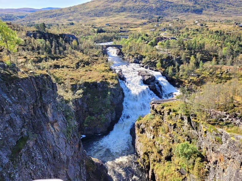 Eidfjord: Vøringsfossen Waterfalls Round-Trip Shuttle - What’s Included and What’s Not