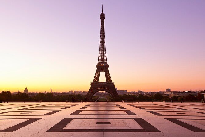 Eiffel Tower Access to the 2nd Floor by Lift with Summit Option - Key Points