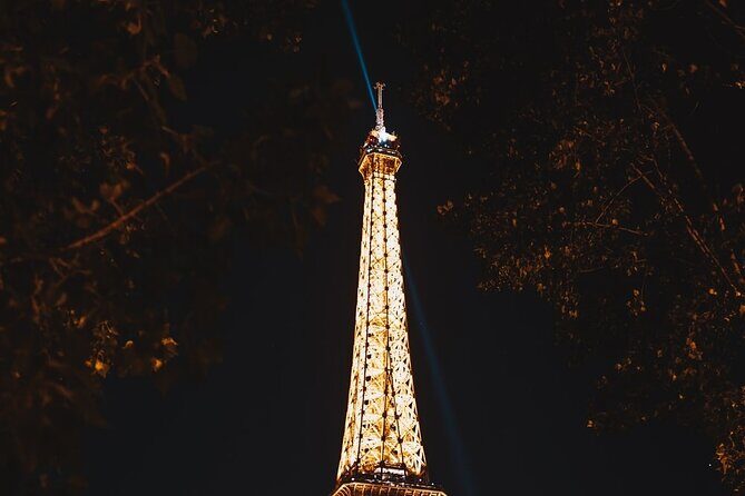 Eiffel Tower Access up to Summit with Guiding Host - FAQ