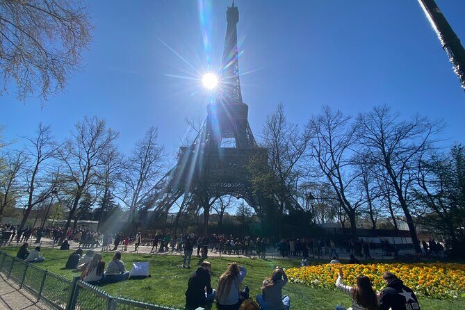 Eiffel Tower Elevator Guided Tour and Paris City Bus Tour - Who Will Love This Tour?