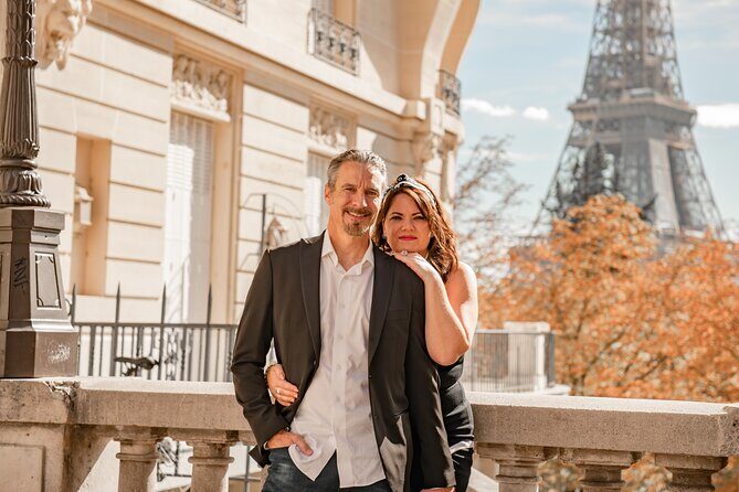 Eiffel Tower Photographer, Professional Photo shoot - Paris - A Deep Dive: What to Expect from Your Paris Photo Session