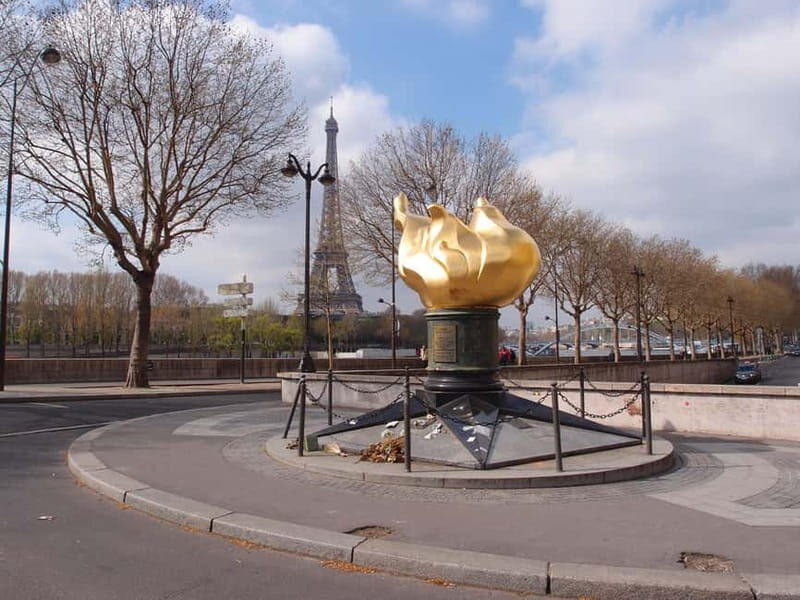 Eiffel Tower Tour to Les Invalides plus Boat Ride on the Seine River - Itinerary Breakdown