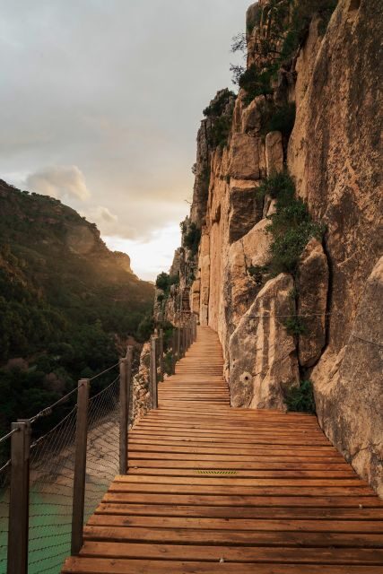 El Chorro: Hike" Caminito del Rey " + E-bike guided tour 2h - An In-Depth Look at the Experience