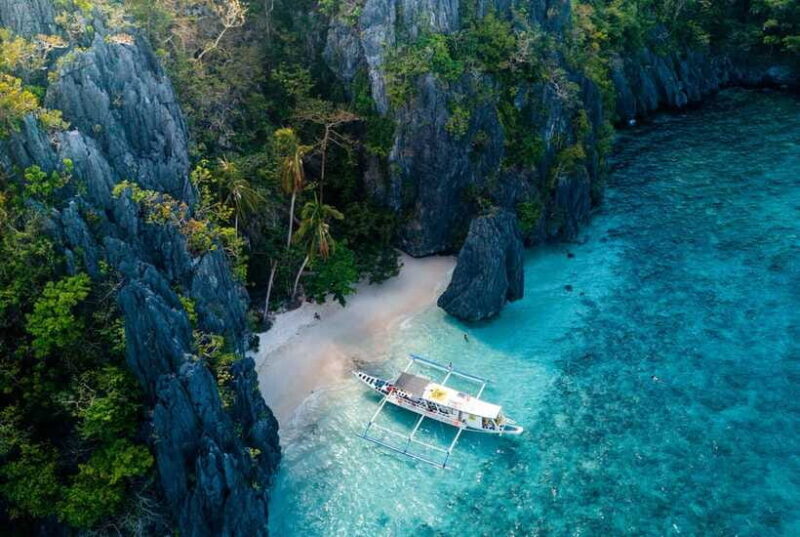 El Nido: Island Hopping Adventure by Haqqy Life - Key Points