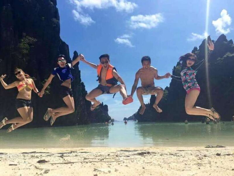 El Nido: Island Hopping Tour A Lagoons and Beaches - Practical Tips for Your Tour Day