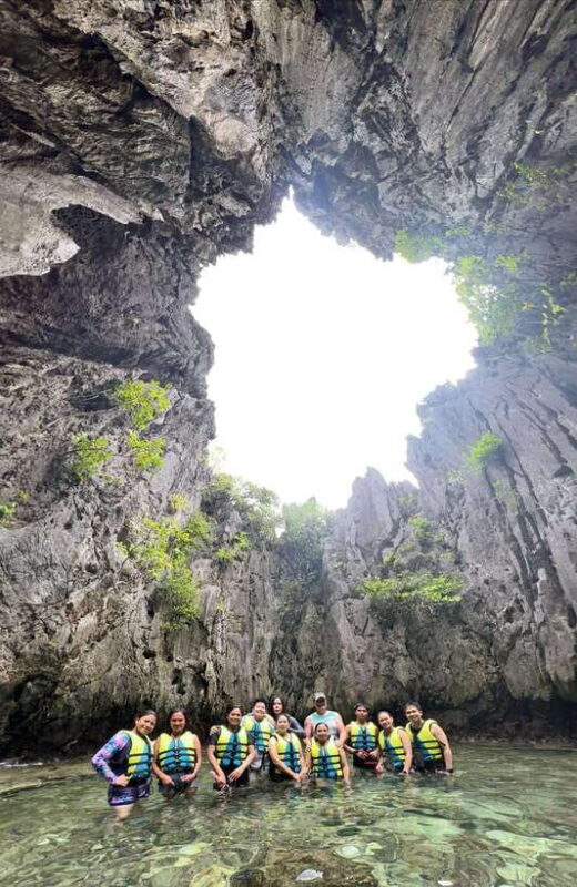 El Nido: Island Hopping Tour C with Lunch EDTF included - What to Bring and Practical Tips