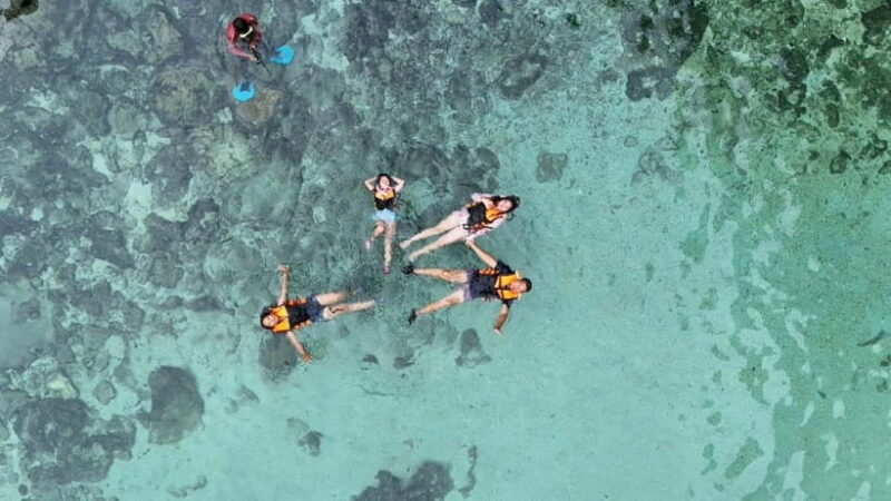 El Nido: Private Cadlao Lagoon and Beaches Tour - Meta Description