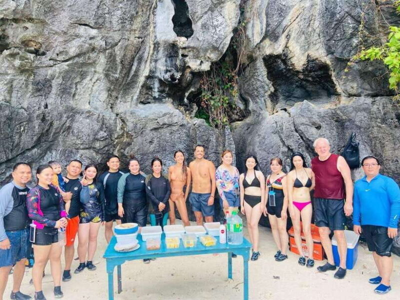 El Nido: Shared Island Hopping Tour C with Buffet Lunch - FAQ