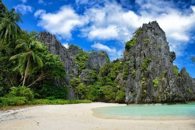 El Nido Tour C Island Hopping to Hidden Beaches and Snorkeling - Key Points