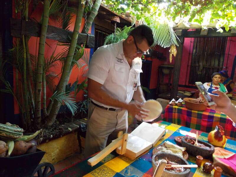 El Quelite: Molcajete Salsa and Tortilla Making Workshop - Strolling El Quelite’s Cobblestone Streets