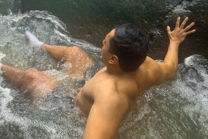 El Yunque Hike, Waterslide & Luquillo Kiosks Food with Transport - Who Is This Tour Best Suited For?