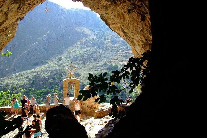 Elafonisi beach Wisdom of God cave Private Tour - FAQ