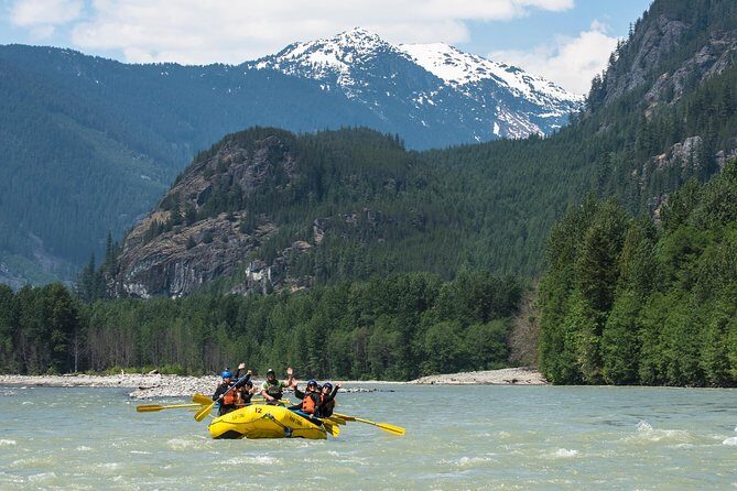 Elaho Whitewater Experience - What to Expect on Your Whitewater Rafting Day
