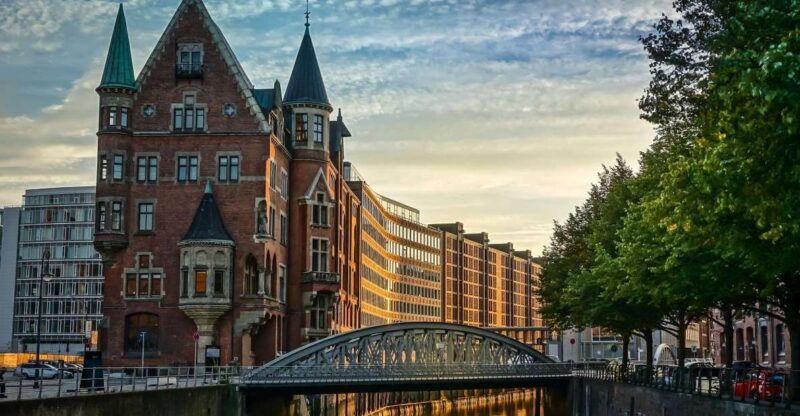 Elbphilharmonie, Speicherstadt & HafenCity Private Tour - Introduction: A Compact yet Rich Experience