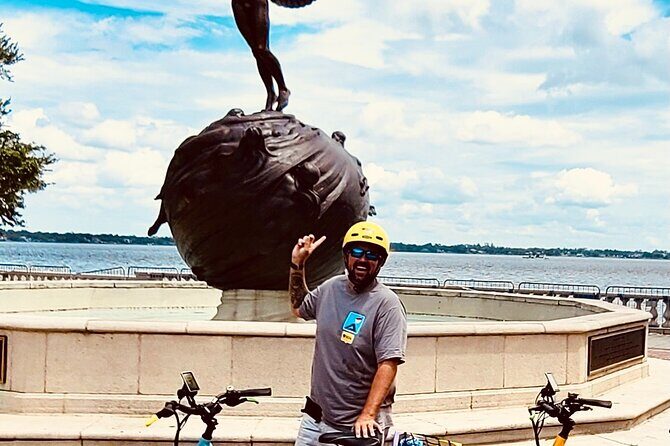 Electric Bike Art and Architecture Guided Tour in Jacksonville - FAQs