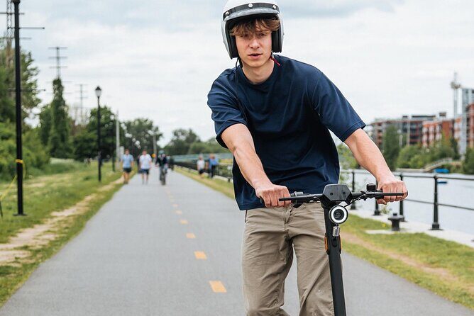 Electric Scooter Rental Montreal - Exploring Montreal on Two Wheels: What’s Offered