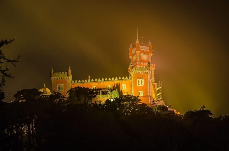 ELEGANT SINTRA TOUR AT NIGHT - Setting the Scene: What to Expect on the Tour