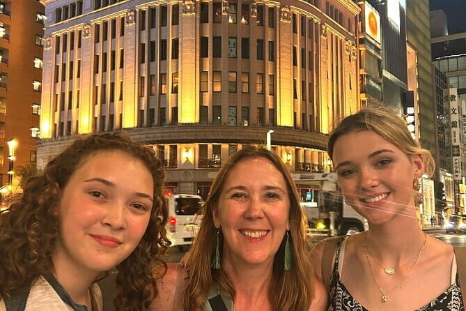 Elegant Tokyo Twilight Walk & Local Dining Experience - Exploring Tokyo by Twilight: A Detailed Breakdown