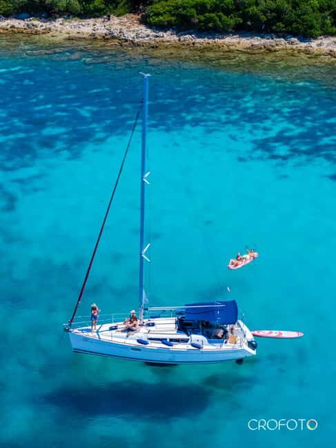 Elegant Yacht Sailing-Half-Day of Pure Bliss - Who Should Consider This Tour?