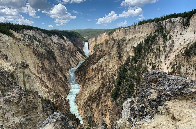Elemental Yellowstone Grand Canyon, Waterfalls and Hidden Wonders - What Travelers Are Saying (Based on available reviews)