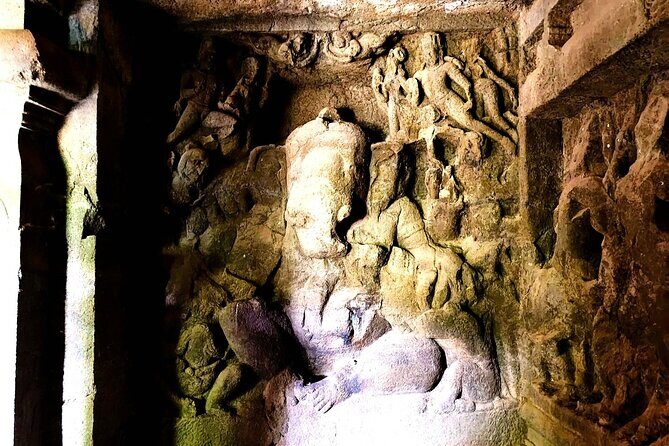 Elephanta Caves: Island Tour with a Local Guide - Starting Point and First Stop: Gateway of India
