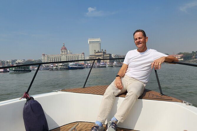 Elephanta Caves Tour by Speedboat-Elephanta Voyages - The Journey Begins: Seamless Pickup and VIP Jetty Access