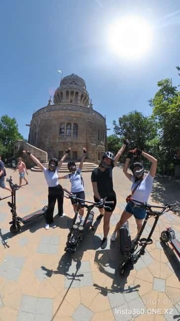Elizabeth lookout tower: E-scooter tour - Discovering Budapest from a New Angle
