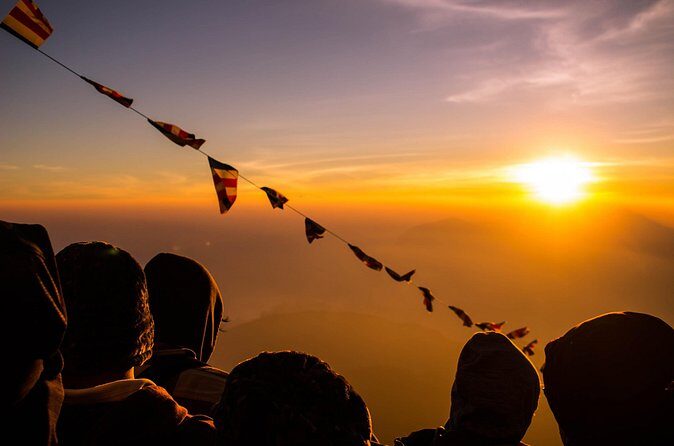 Ella Hotel to Adams Peak Transfers - FAQ