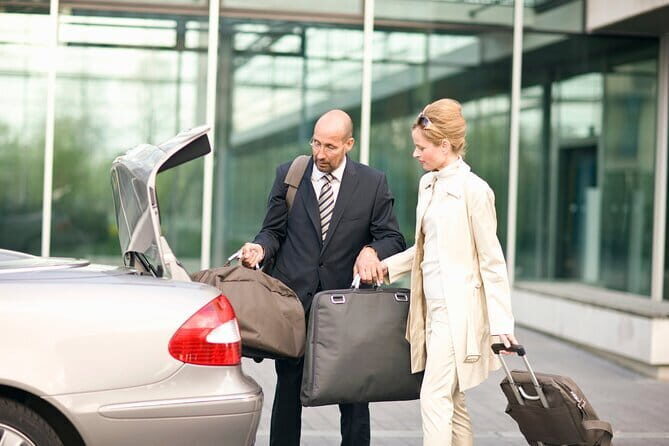 Ella Hotel to Udawalawe Transfers - Key Points