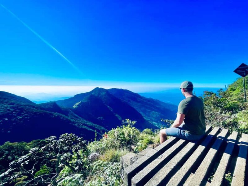 Ella:World's End & Bomburuella/Upper Diyaluma Waterfall Tour - Key Points