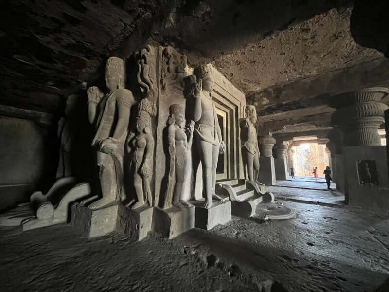 Ellora Caves Guided Tour - Key Points